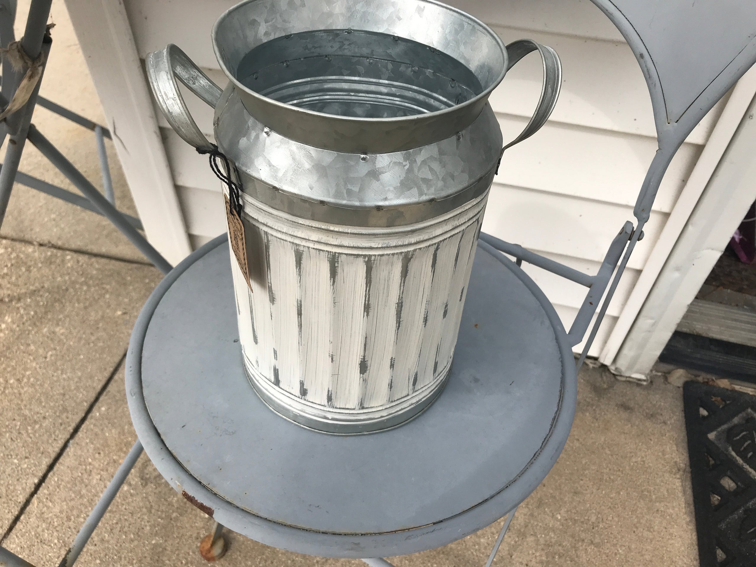 Galvanized & White Milk Can | Primitive Peddler 206 2nd Street SE ...